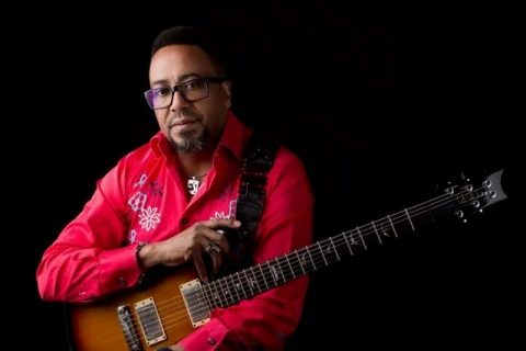 ERNIE SMITH RELEASES "A NEW DAY" - Joyful Noise